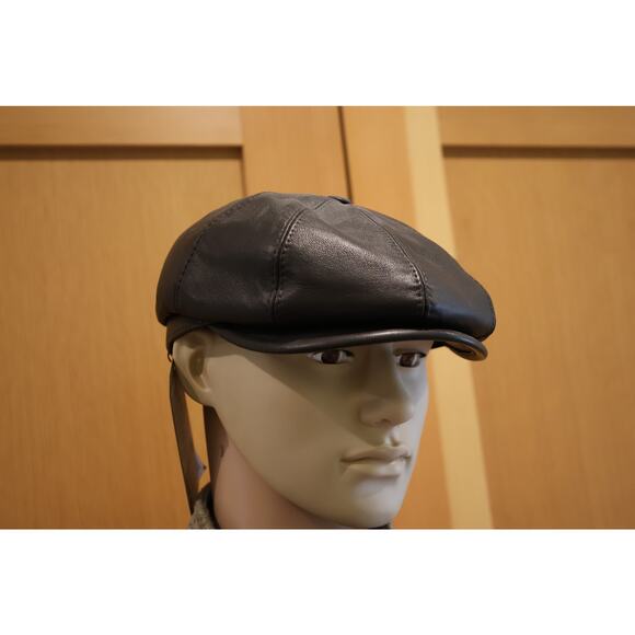 sterkowski | Accessories | Sterkowski Malone Flat Cap For Men Leather ...